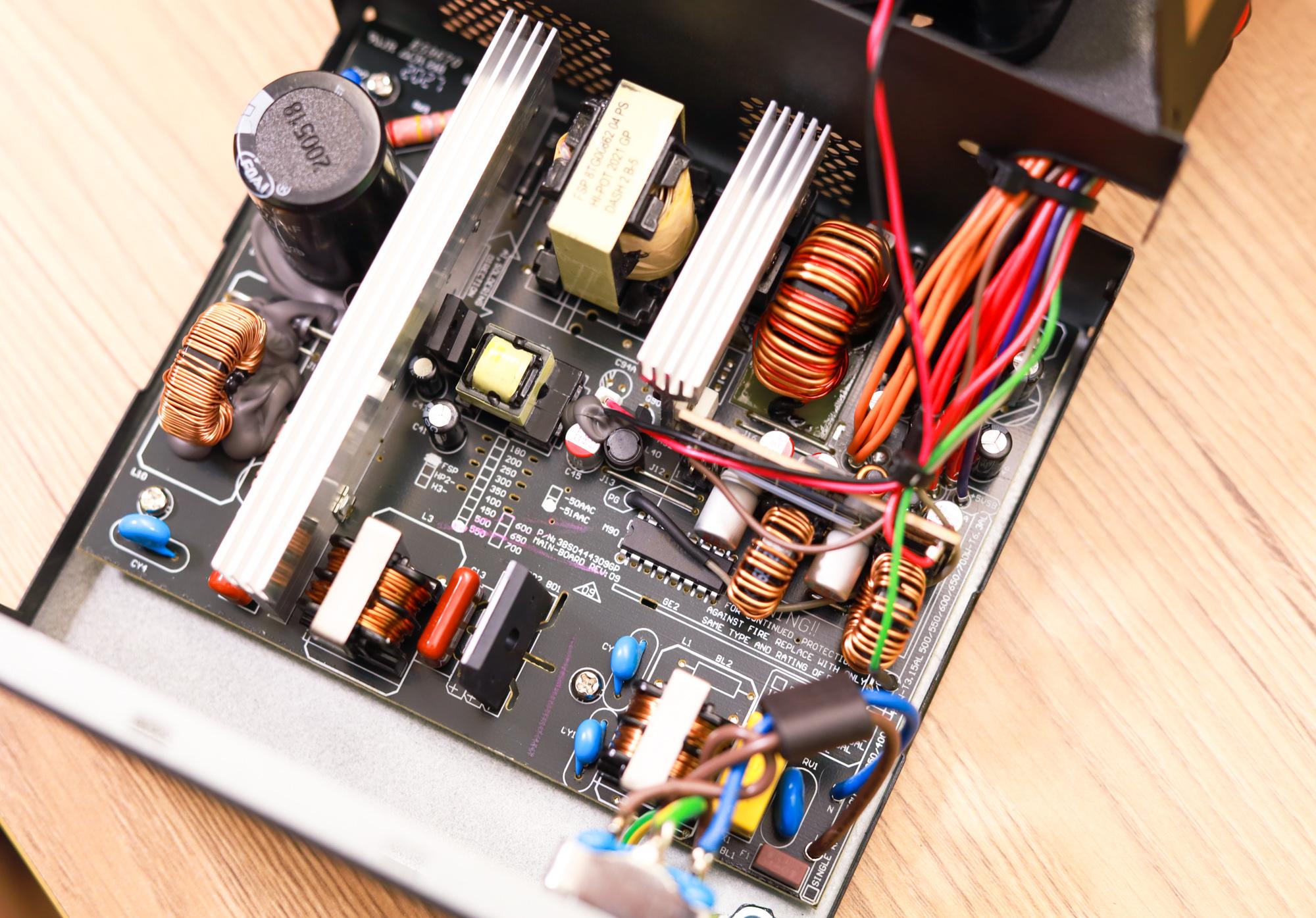 tin tức - FSP HV Pro 550W - Bộ nguồn chất lượng tốt, giá phải chăng cho ...