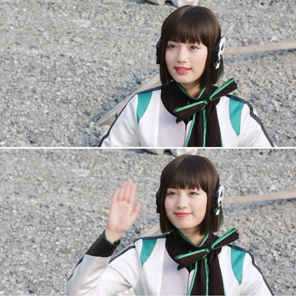 Đắm say trước bộ ảnh mới của "thư ký Izu" trong Kamen Rider Zero-One