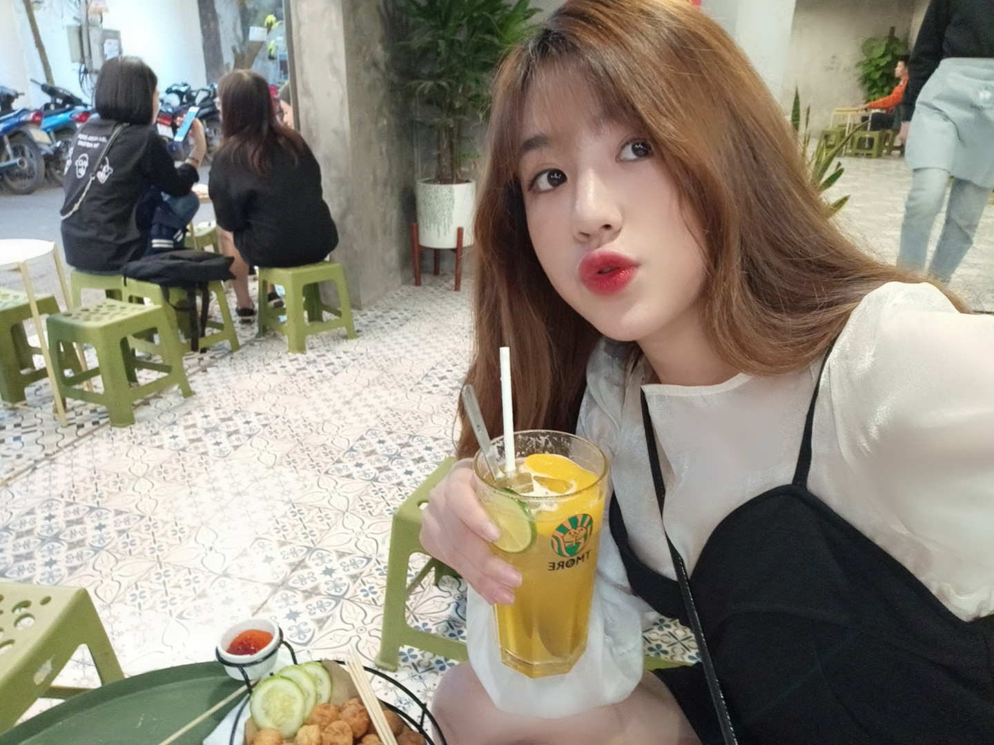 Streamer Thảo Anh 'Ba mẹ mình không những ủng hộ, mà còn rất hay chia ...