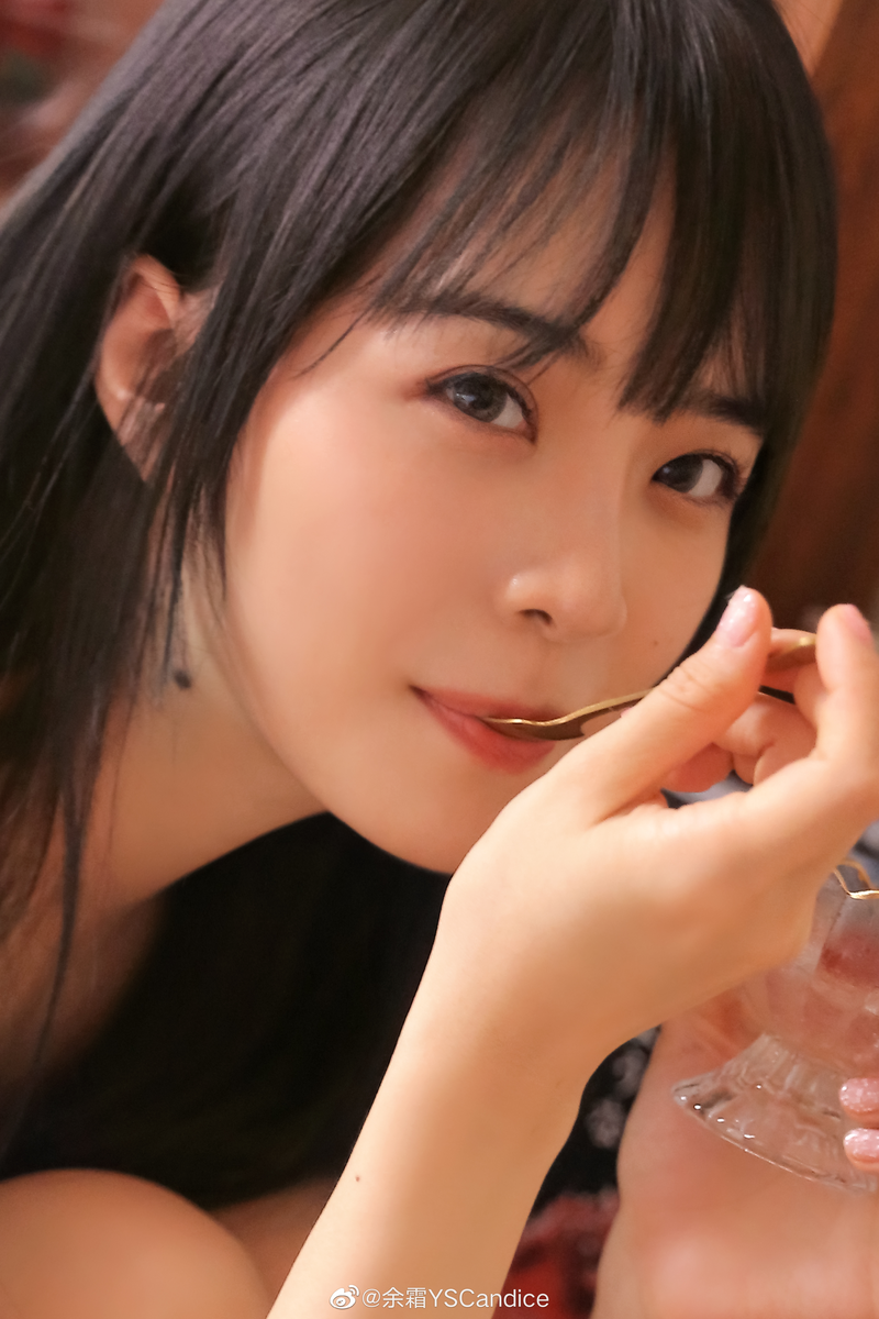 Xua tan nắng nóng với bộ ảnh chào hè của thiên thần Candice - Đệ nhất ...
