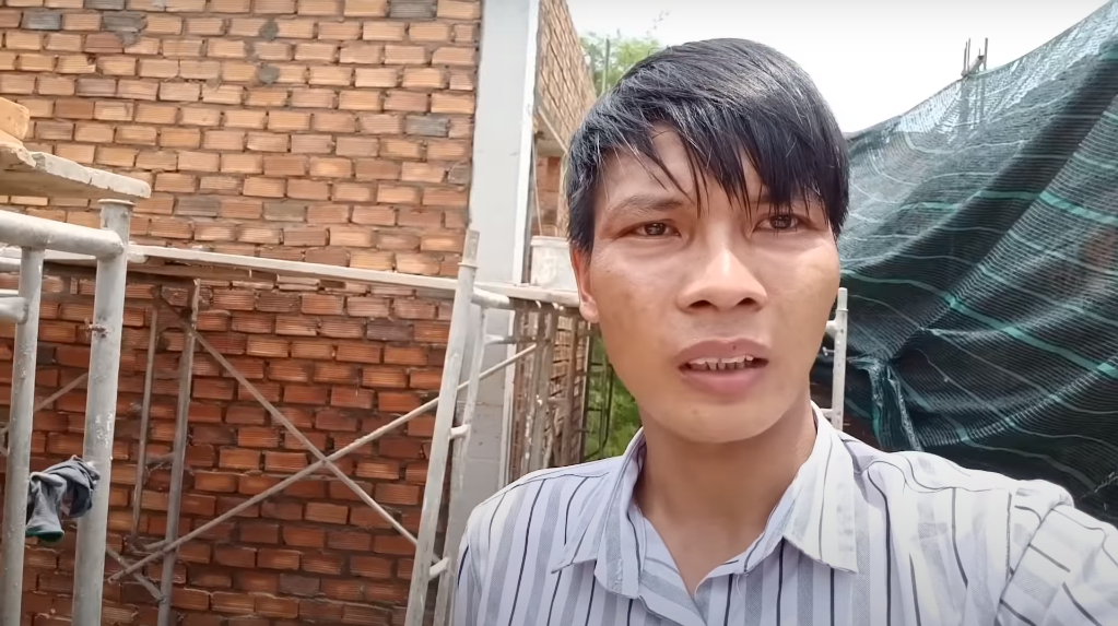 Lộc Fuho hứa danh dự sẽ không bao giờ bỏ nghề, chia sẻ: "Đi làm phụ hồ ...