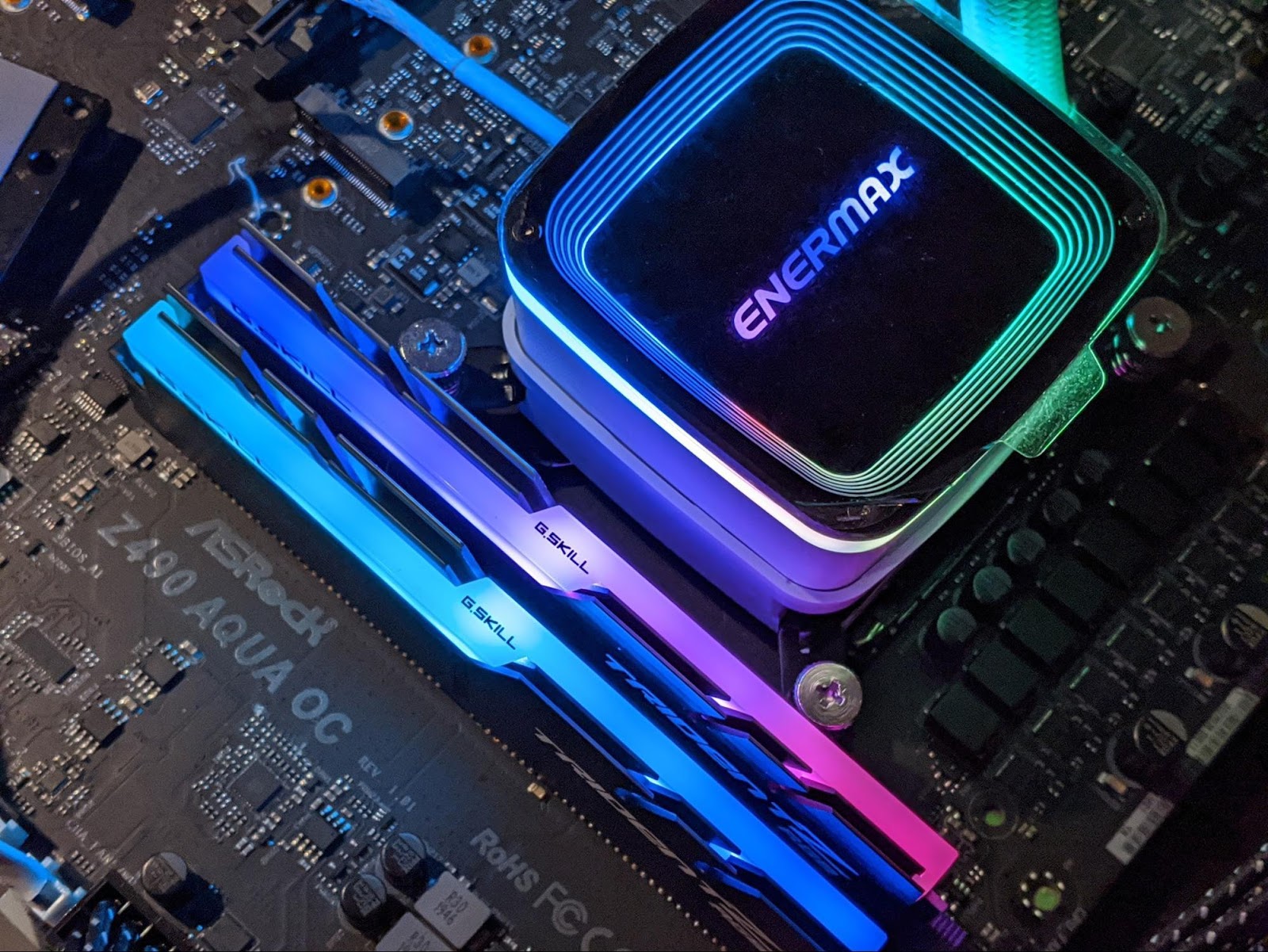 thảo luận - Overclocker chuyên nghiệp Splave phá vỡ kỷ lục với Core i9 ...