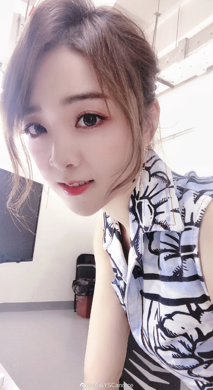 Nữ thần LPL - Candice Dư Sương gây sốc khi bất ngờ tuyên bố chia tay ...