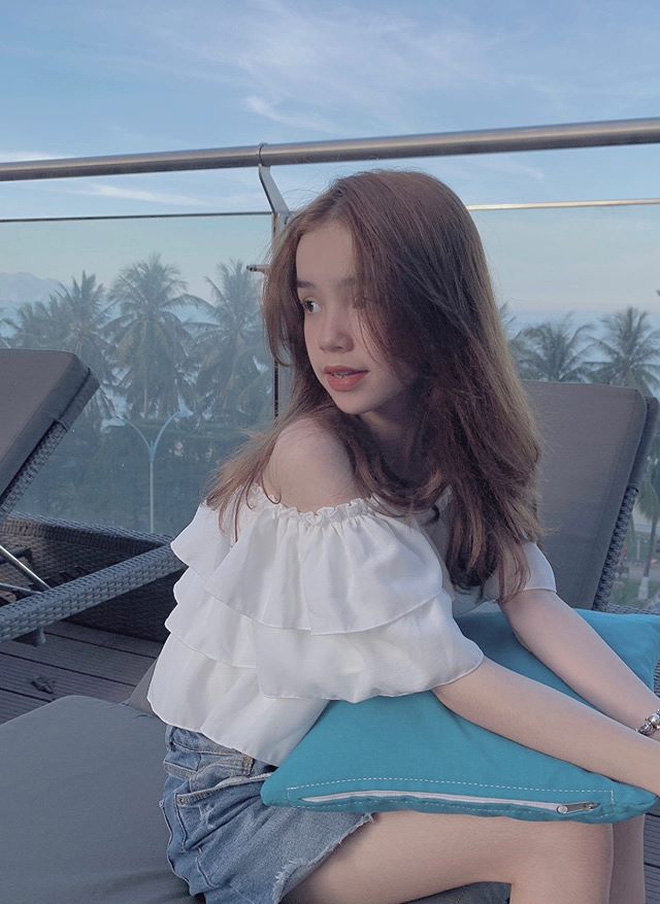 Lê Gia Linh (Meo xinh) - 2k6 khuấy đảo MXH: Siêu nổi từ hồi tiểu học ...