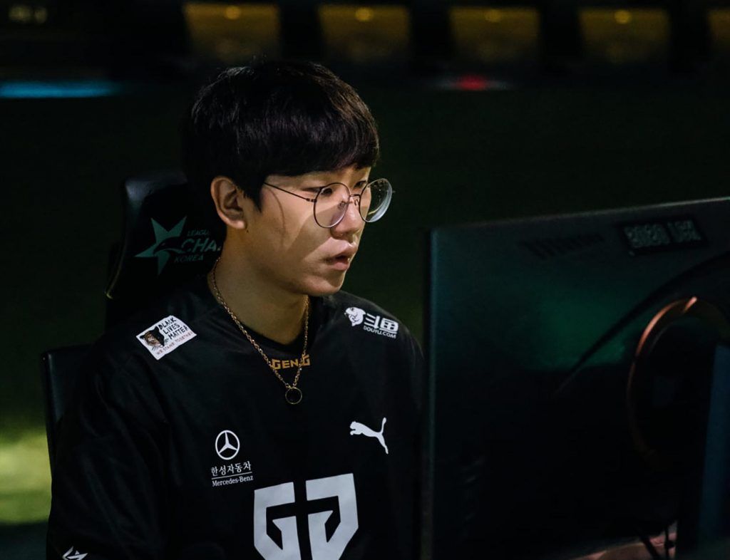 Vừa đòi "shut down" Faker, Xạ Thủ Ruler đã phải nghỉ thi đấu, Gen.G ...