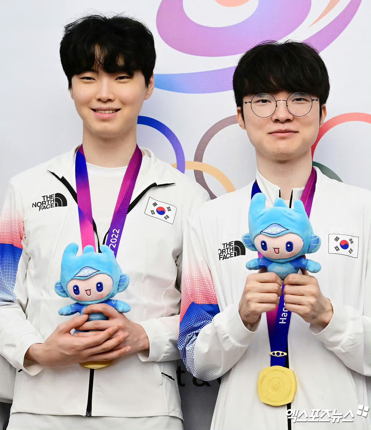 Chứng kiến Chovy thể hiện trước Knight, fan LCK chốt luôn tương lai của ...