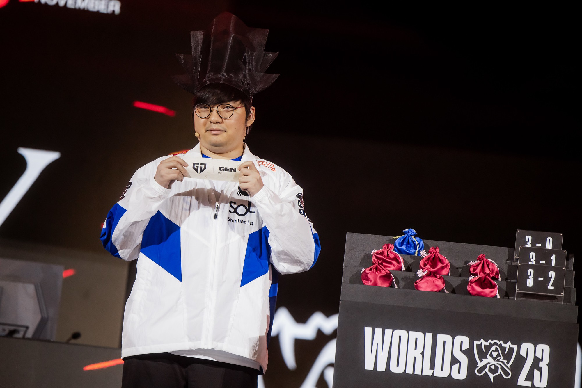 Lên sóng cùng Doinb, BeryL tiết lộ số tiền cực "khủng" nạp vào Genshin ...