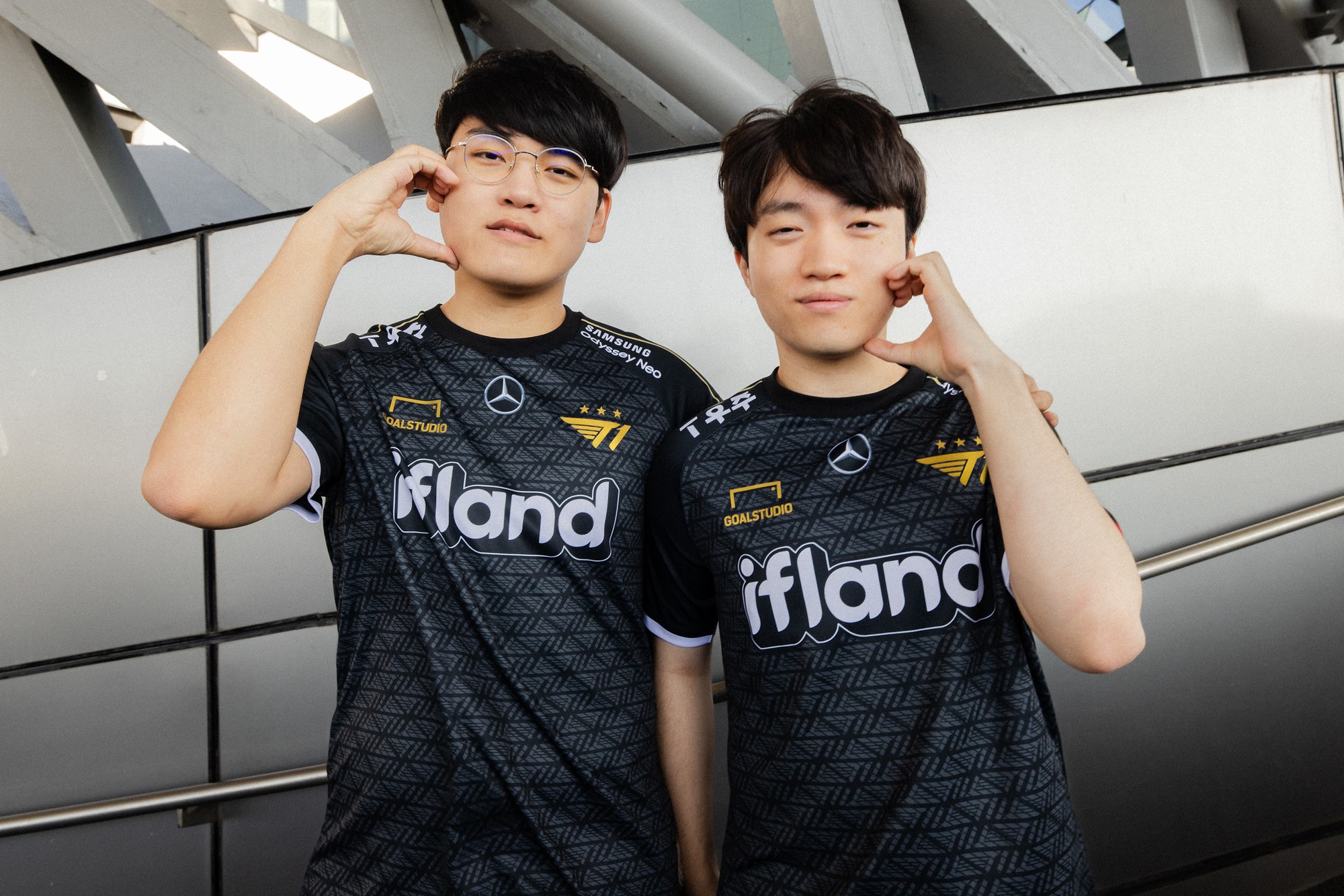 JDG chọn bên Đỏ trong trận đại chiến T1, đại diện LPL đã thực sự "run sợ"?