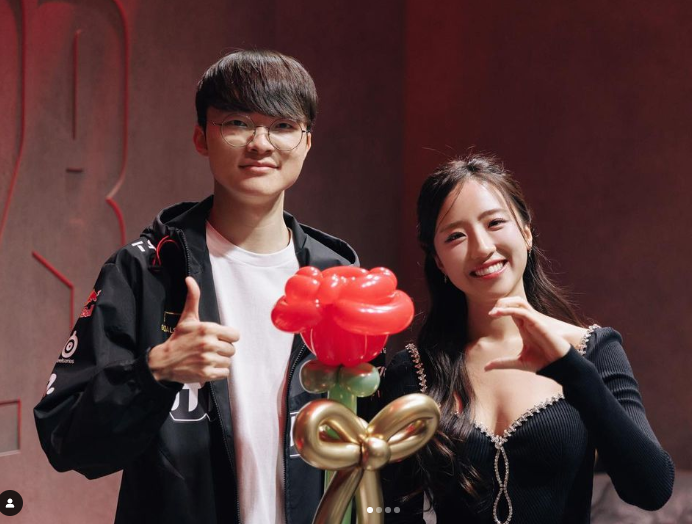 Hé lộ danh tính cô gái "may mắn" được Faker nhớ tên: Là nữ streamer gợi ...