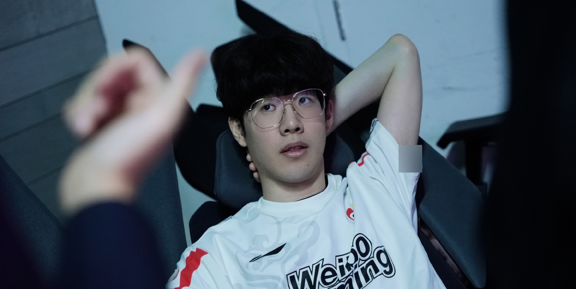 WBG lên tiếng bảo vệ TheShy, khán giả LPL nhắc tên SofM