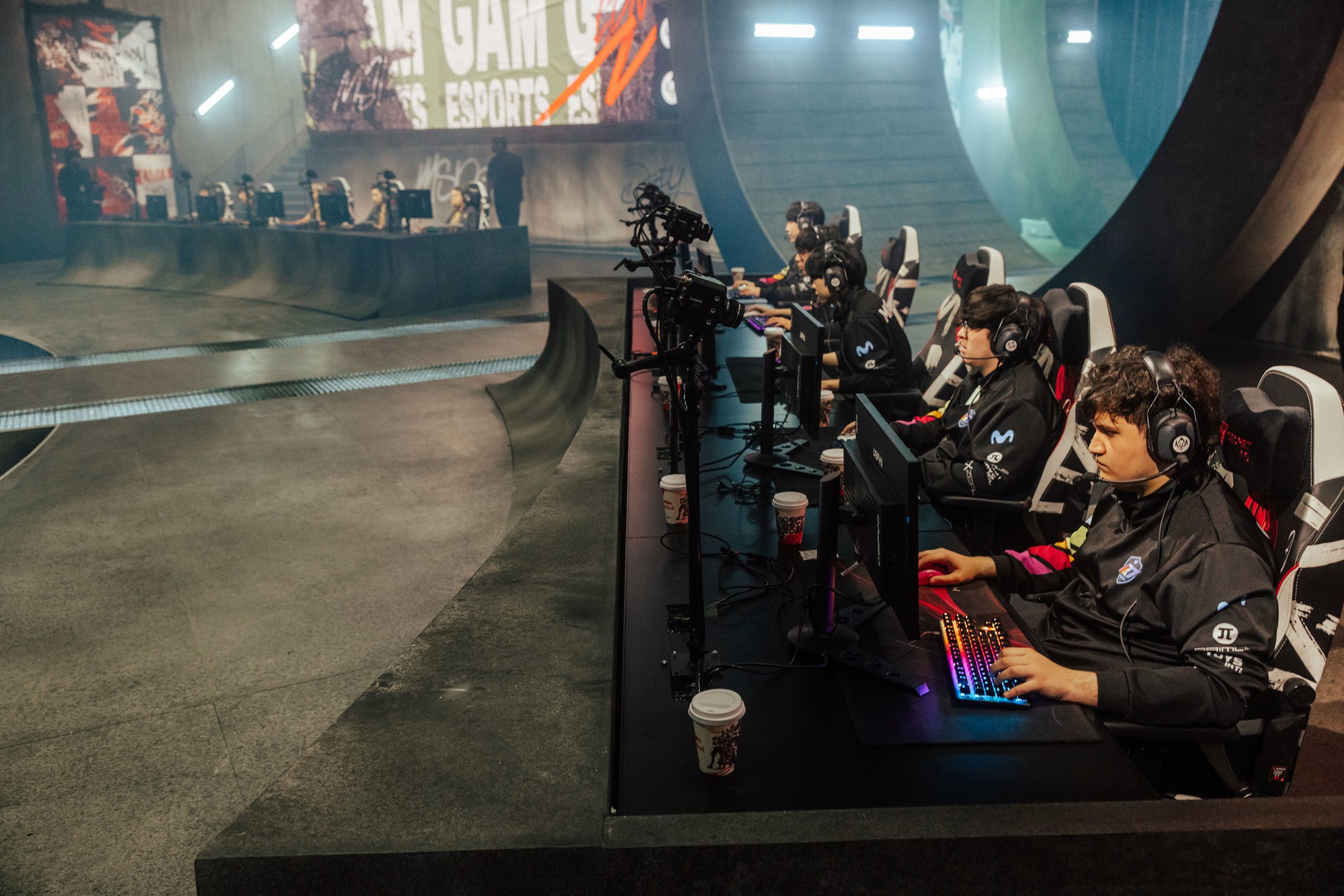 GAM lại bị réo tên trong ngày Movistar R7 giành vé đến CKTG 2023