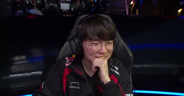 Liên tục "ăn hành" trong rank, Faker nhận xét một câu khiến toàn bộ LPL ê chề