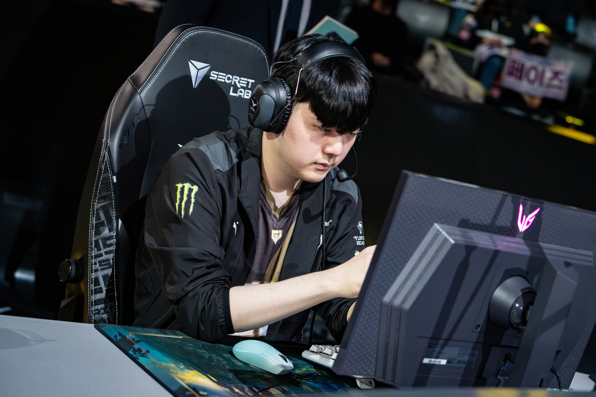 Fan Gen.G thừa nhận một thay đổi cực lớn mới là yếu tố giúp đội nhà thắng T1