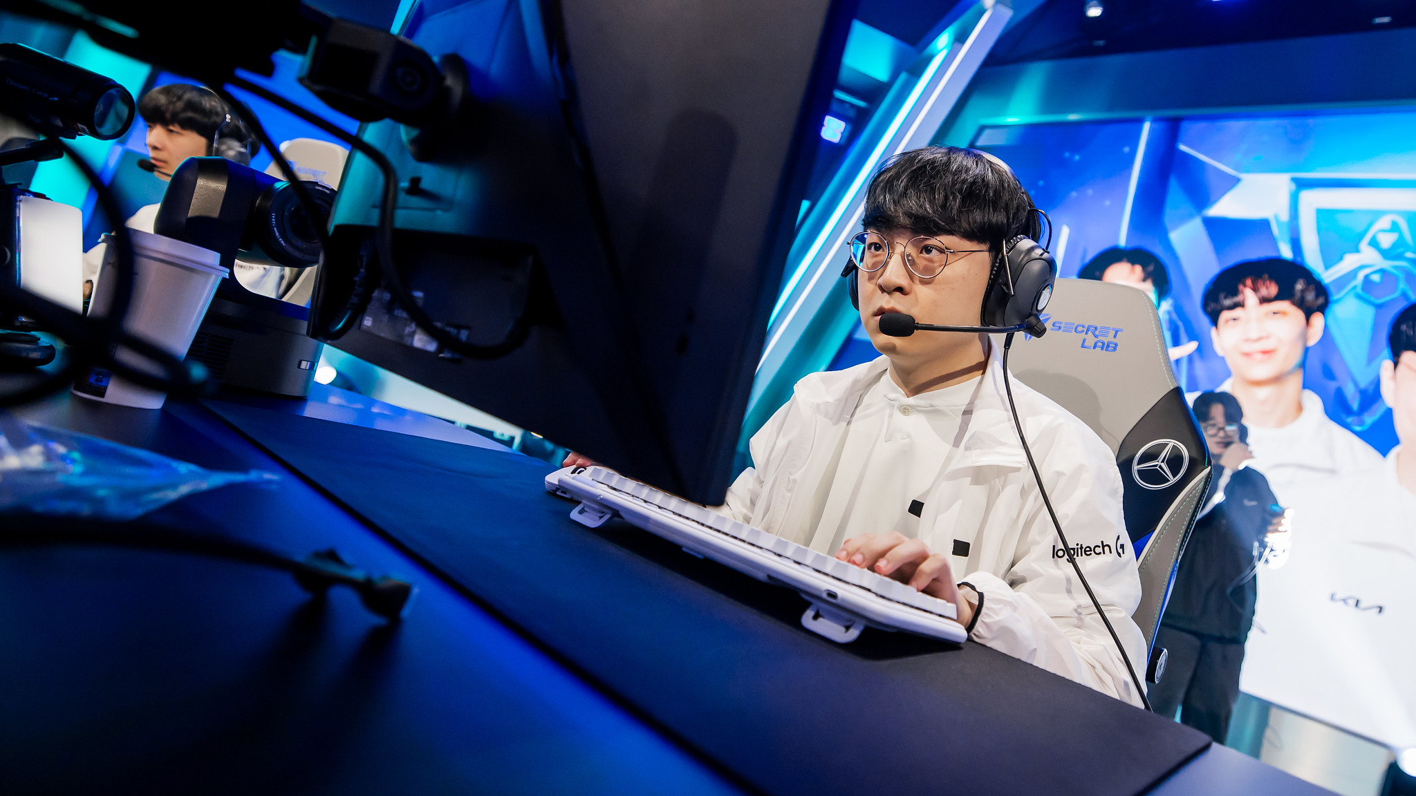 ShowMaker và DK lập thành tích xấu hổ nhất lịch sử LCK tại CKTG