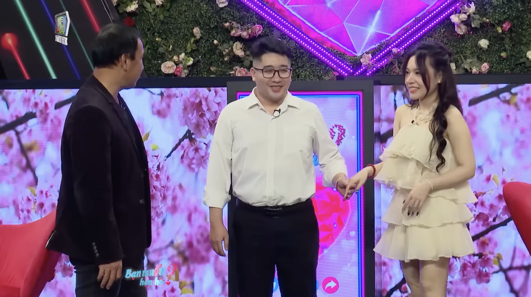 Tình duyên éo le, nữ streamer lên show hẹn hò nhờ mai mối và cái kết