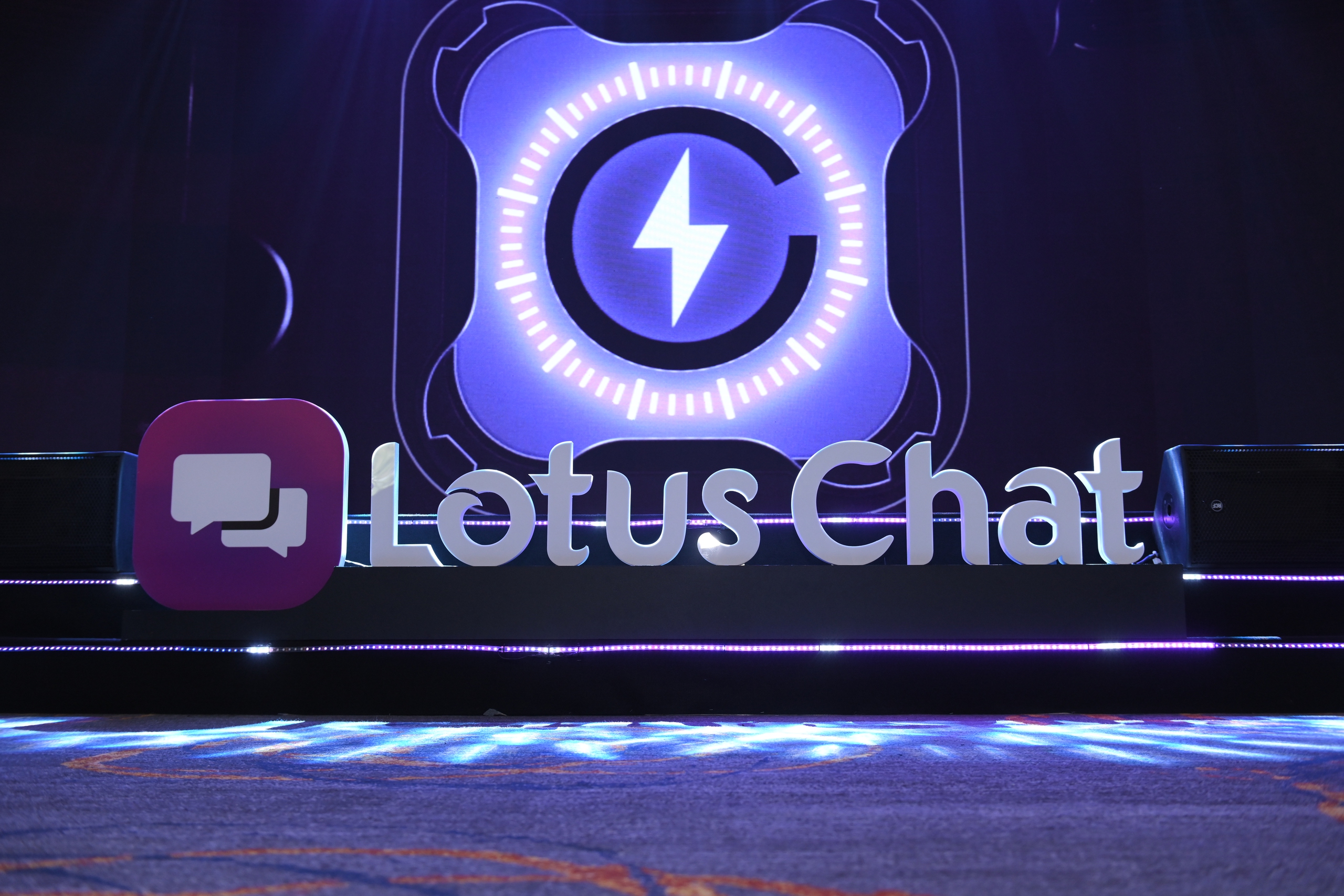 Lotus Chat - Ứng dụng chat "made in Việt Nam" trước giờ G ra mắt chính thức