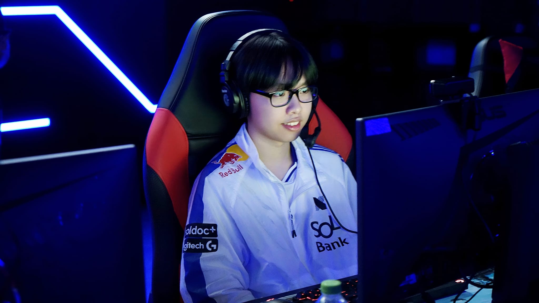 Nghi vấn GAM chiêu mộ tuyển thủ của LCK Academy