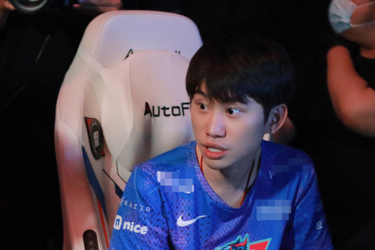 Cựu vương CKTG khẳng định LMHT ở LPL đang "giẫy chết", thực hư ra sao?