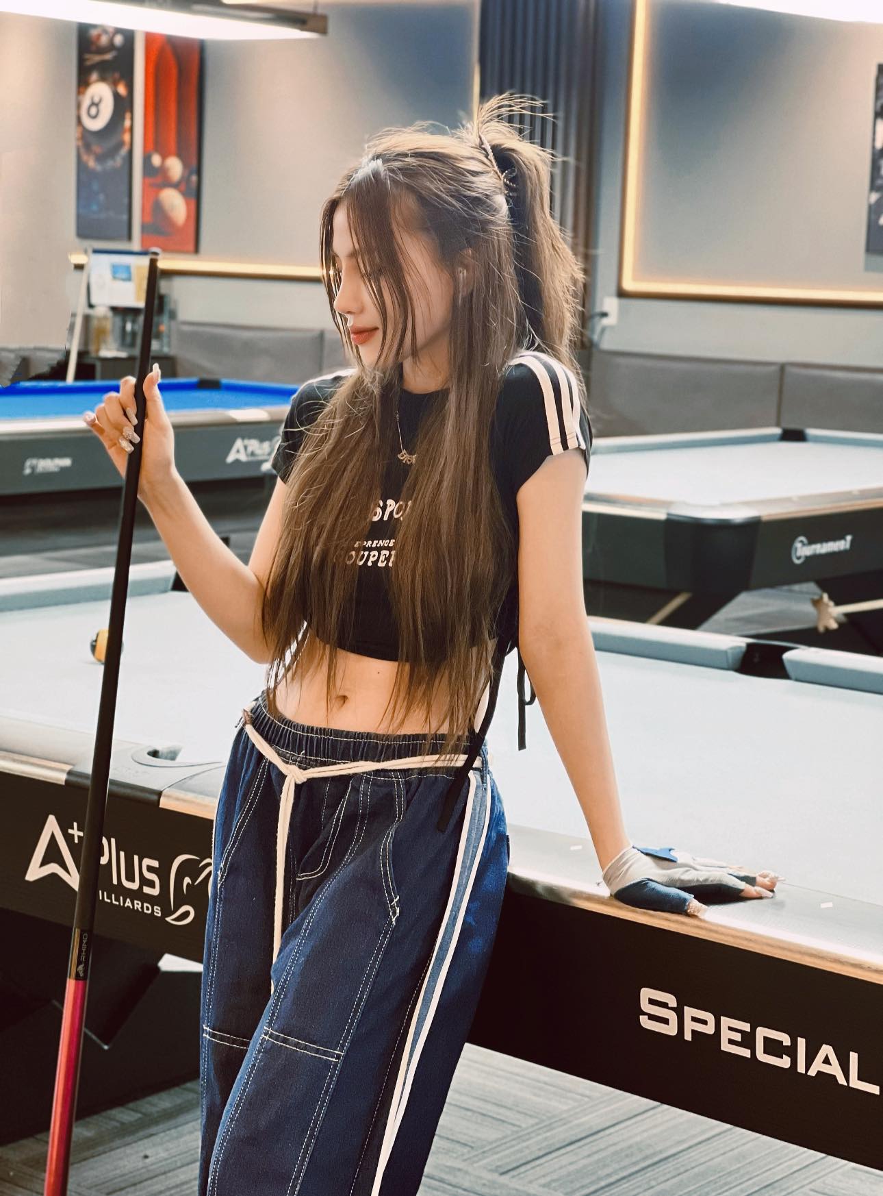 Gái xinh nổi bật giữa dàn sao team Độ Mixi, quá khứ thân thiết với ...