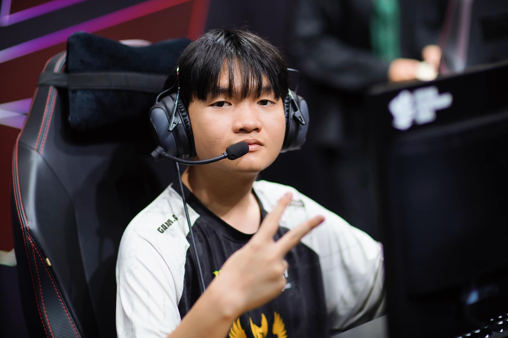 GAM tạo cột mốc mới trong lịch sử VCS, VKE vô tình lại "gặp khó" vì ...