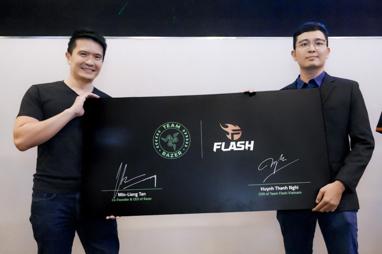Team Razer củng cố đội hình Esports với Team Flash Việt Nam