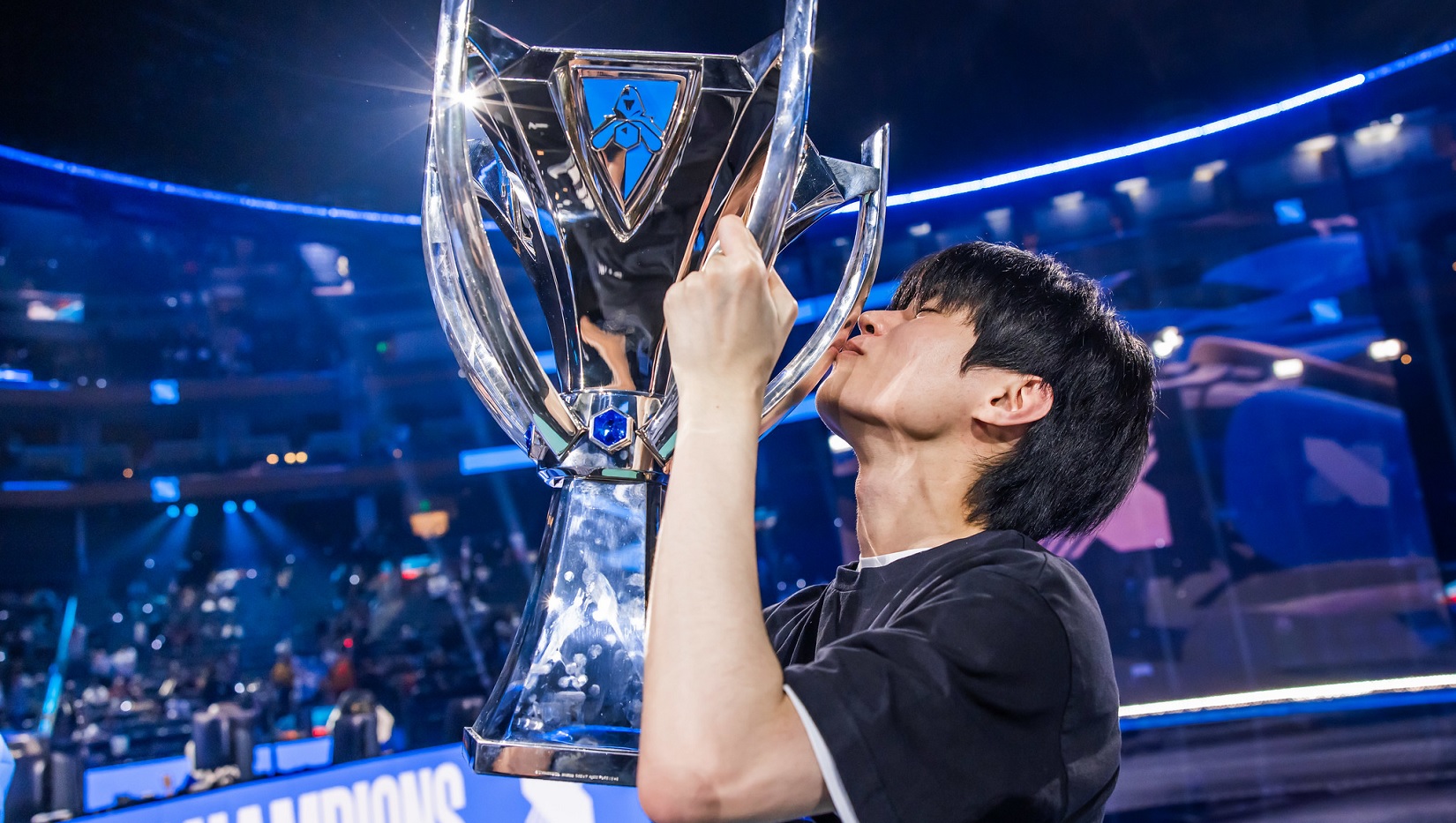 Cựu vương CKTG chia sẻ mục tiêu "bất khả thi"