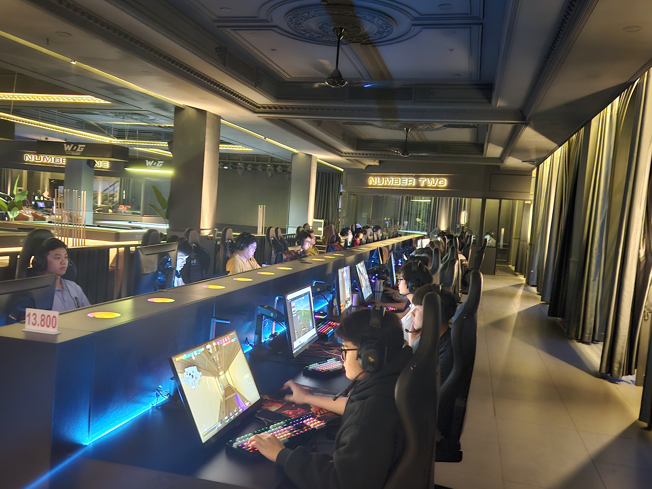 Trải nghiệm internet "khủng", thiên đường cho các cặp đôi chơi game - GNN