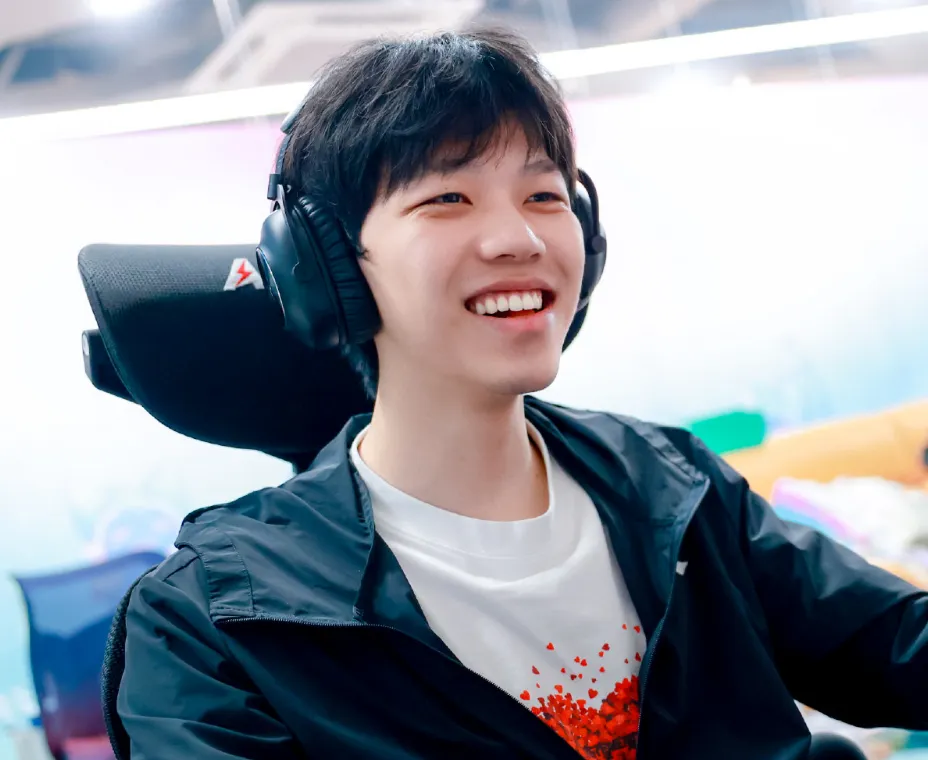 Thi đấu cực kỳ bất ổn ở CKTG 2025, BLG còn "chọc giận" fan LPL