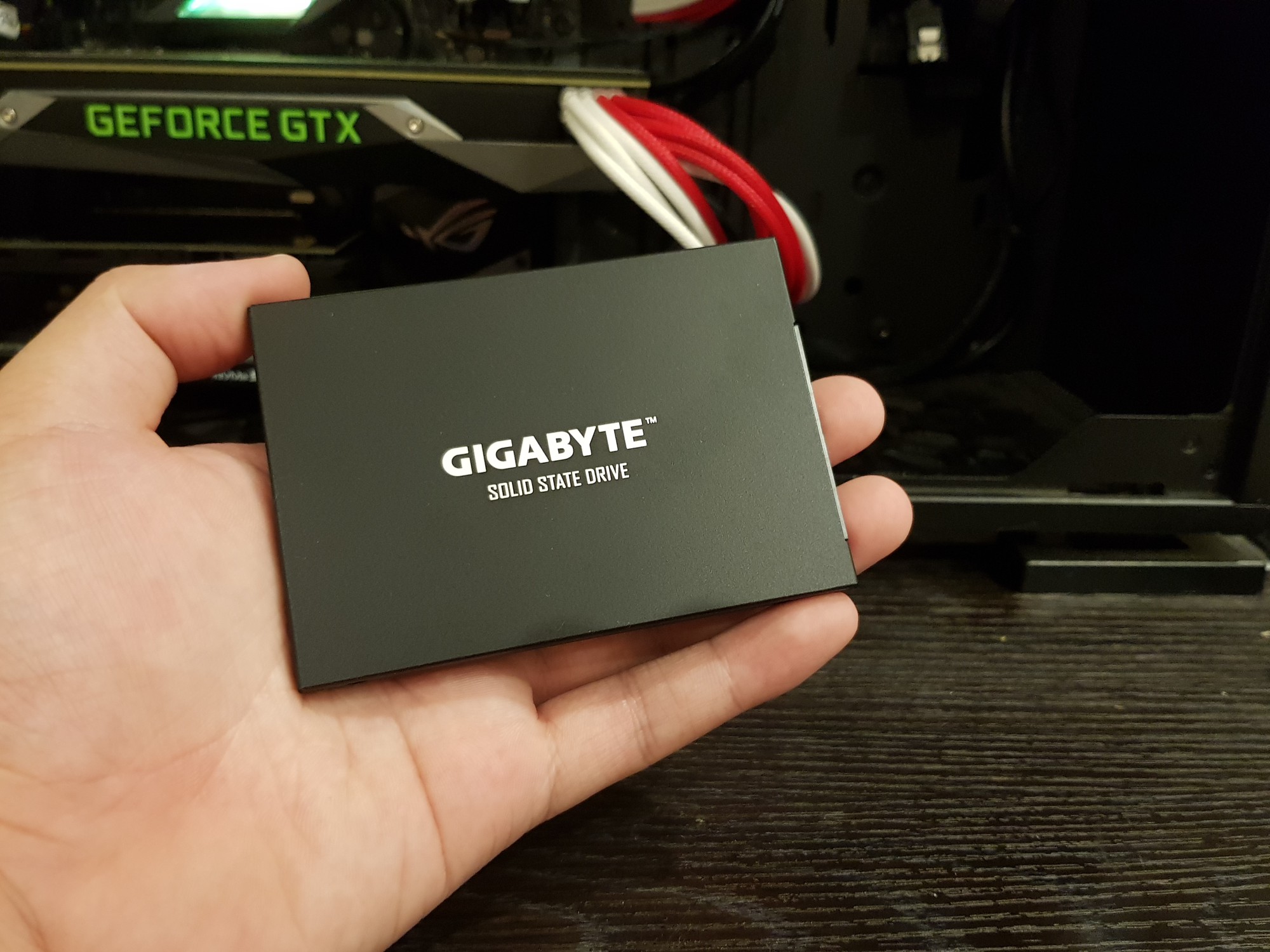 Gigabyte UD PRO: Trên tay Gigabyte UD PRO: SSD giá rẻ tốc độ cao cho ...