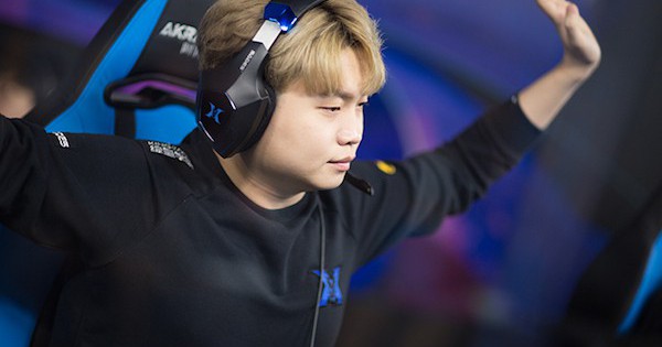 KZ Bdd: "Tôi đã chuẩn bị một vị tướng đặc biệt cho trận chung kết, hãy đón xem nhé!"