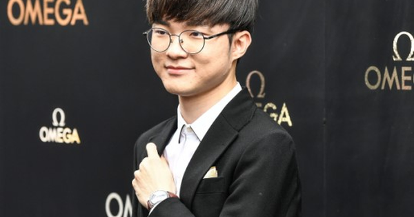 (Video Vietsub) Hậu trường buổi chụp hình của Faker, hóa ra đóng suit ...